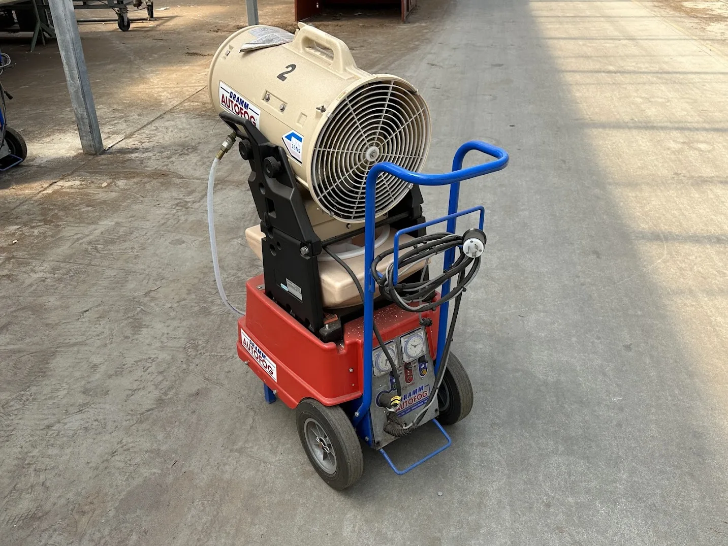 WHITE’S AUCTION LOT 109 - Used Dramm Large AutoFog Greenhouse Fogger ...